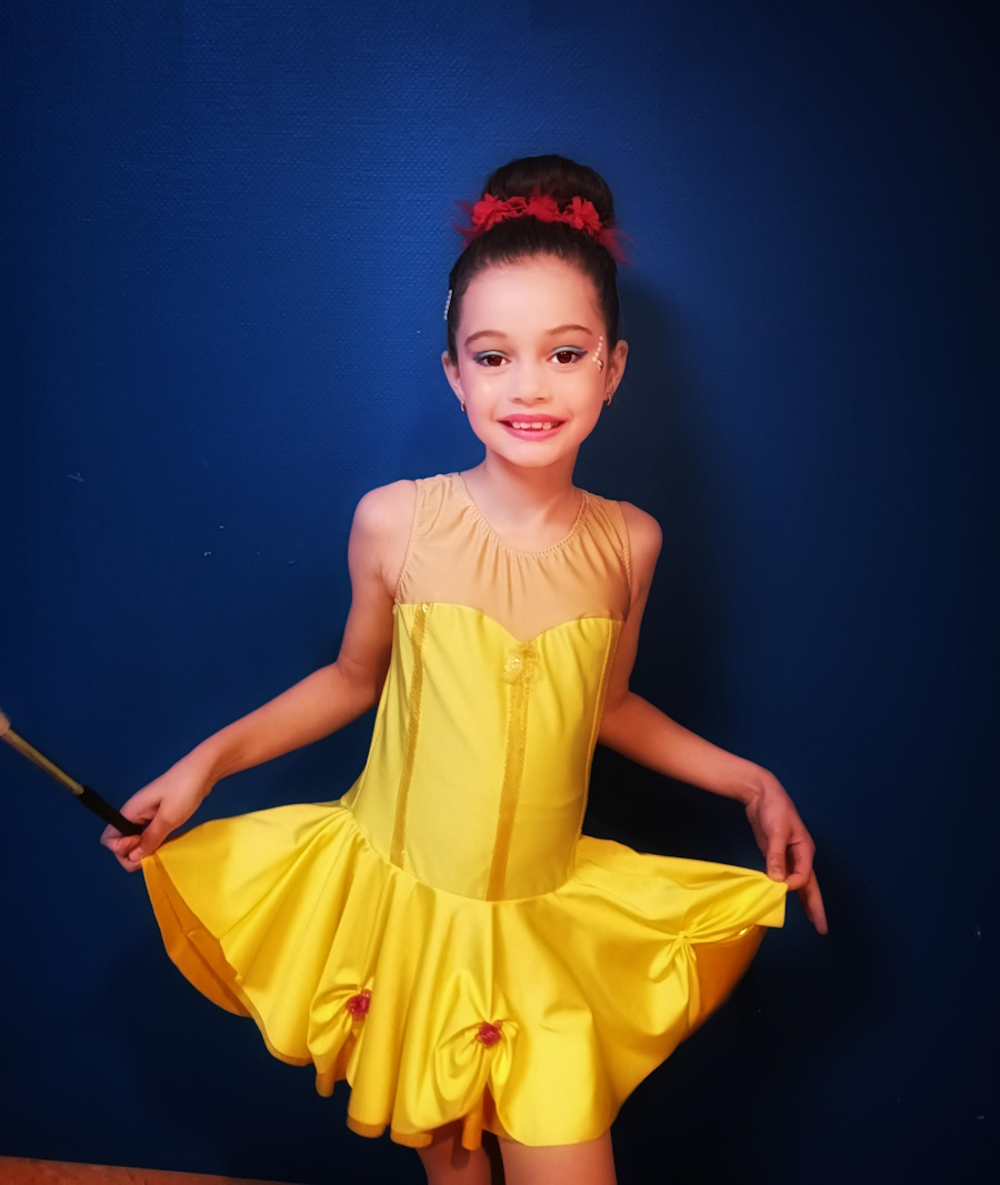 Twirlsters Revenge nemen succesvol deel aan wedstrijd Vroomshoop ...